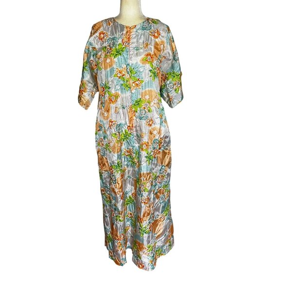 The Roberie | Intimates & Sleepwear | Vintage 7s The Roberie Floral ...